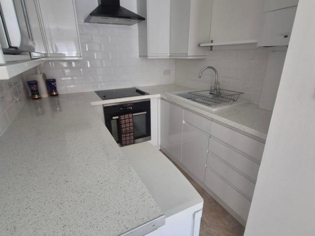 Croydon Road, Caterham CR3, 1 bed property to rent, £1,100 pcm | PrimeLocation