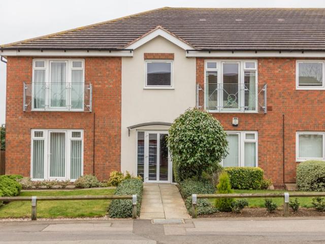 Croyland Road, Wellingborough NN8, 2 bed flat to rent, £935 pcm | PrimeLocation