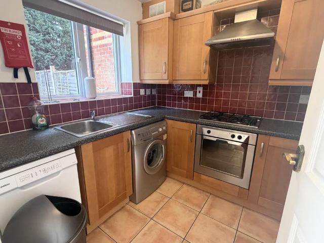 Croasdale Avenue, Fallowfield 4 bed terraced house to rent £2,774 pcm £640 pw