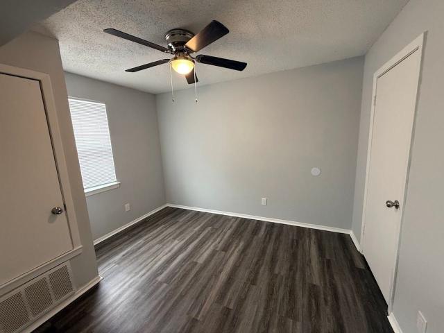 Crockett Place 2 Bedroom Apartment for Rent at 888 Crockett St, Memphis, TN 38107