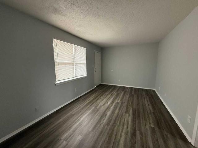 Crockett Place 2 Bedroom Apartment for Rent at 888 Crockett St, Memphis, TN 38107