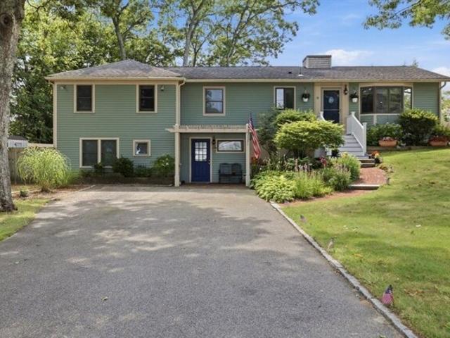 Crocker Rd, Falmouth, Home For Sale