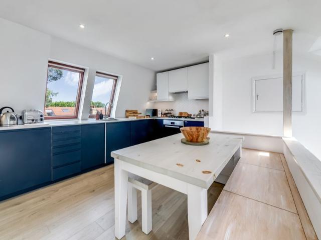 Crockerton Road SW17, 1 bed flat to rent, £2,500 pcm | PrimeLocation