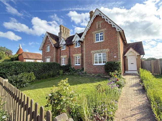Crockhurst Street, Tudeley. 3 bed semi detached house to rent £1,950 pcm £450 pw