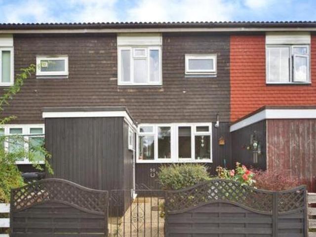 Crocus Field, Barnet, 3 Bedroom Terraced