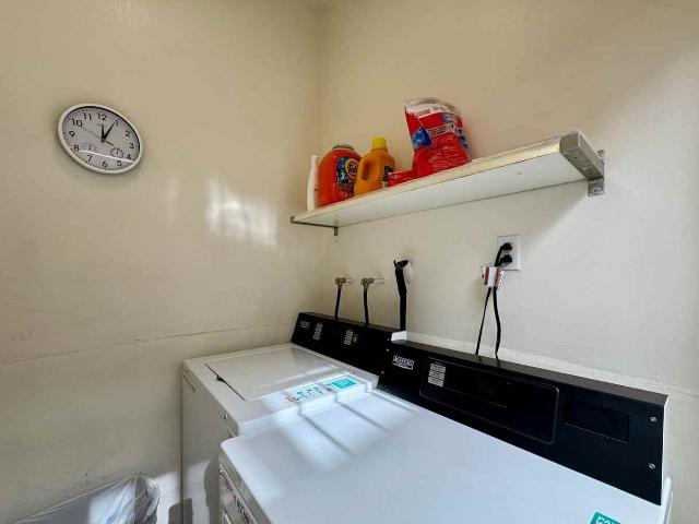 CROFT 1 Bedroom Apartment for Rent at 122 N Croft Ave, Los Angeles, CA 90048 Mid City West