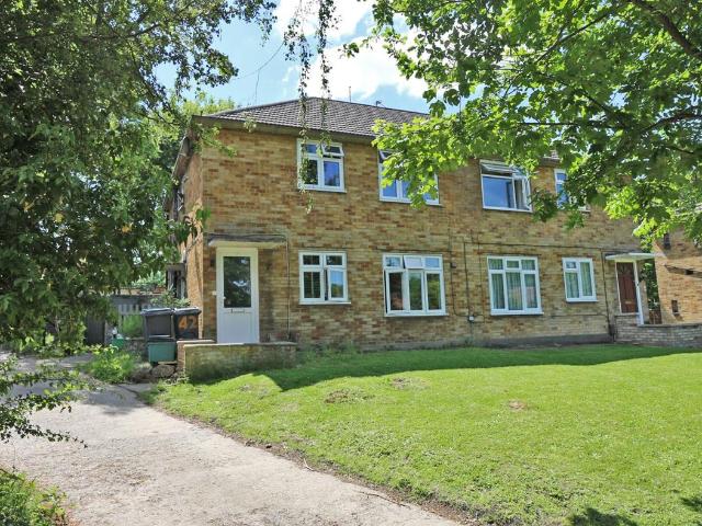 Croft Close, Chislehurst BR7, 2 bed maisonette to rent, £1,600 pcm | PrimeLocation