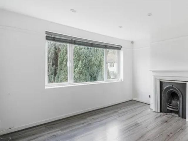 Croft Close, London, BR7 6EZ, United Kingdom | 2 bed apartment for rent #165459224 | Rentberry