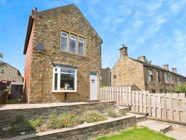 Croft Head, Skelmanthorpe, 3 Bedroom Detached