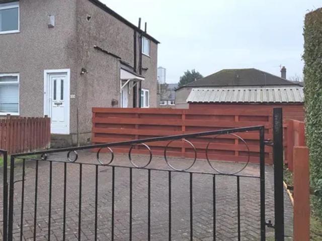 Crofton Avenue, Glasgow, G44 5JA, United Kingdom | 3 bed apartment for rent #137933195 | Rentberry