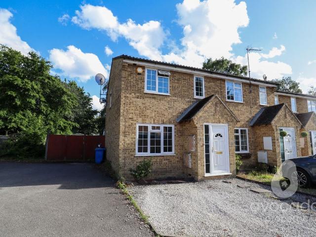 Crofton Close, Bracknell, Berkshire RG12, 3 bed end terrace house to rent, £1,750 pcm | PrimeLocation