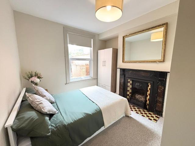Crofton Park, Yeovil BA21, Room to rent, £595 pcm | PrimeLocation