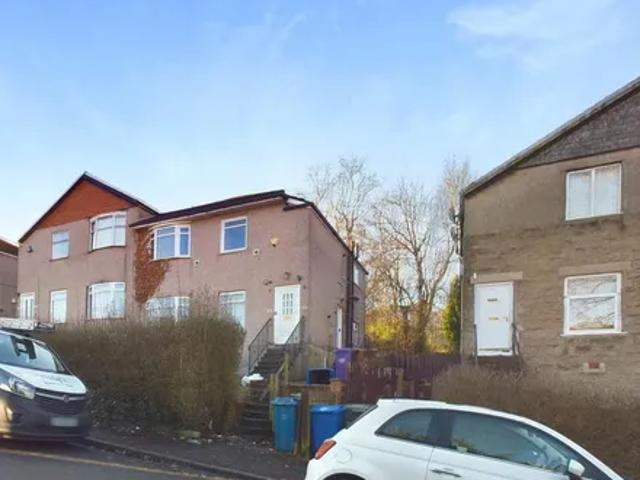 Crofthill Road, Glasgow, G44 5QE, United Kingdom | 3 bed apartment for rent #139475183 | Rentberry