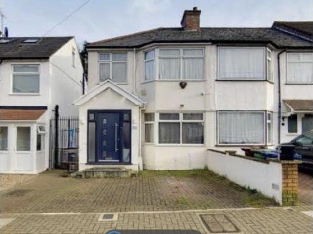 Crofts Road, Harrow HA1, 4 bed end terrace house to rent, £2,800 pcm | PrimeLocation