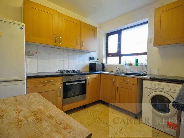Cromer Street, London WC1H, 4 bed flat to rent, £4,200 pcm | PrimeLocation