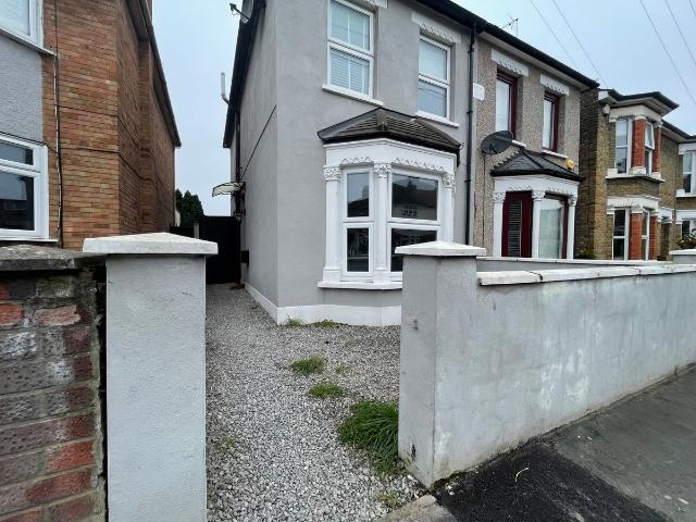 Cromer Road, Romford RM7, 3 bed terraced house to rent, £2,200 pcm | PrimeLocation