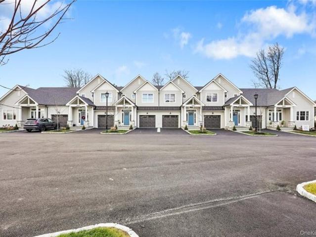 Crompond Rd Unit,yorktown Heights, Condo For Sale