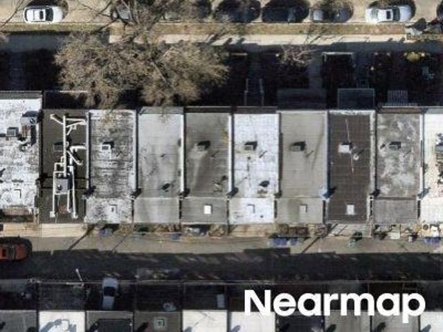 Cromwell Ter NE