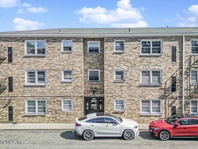 Cromwell Ave Apt B, Staten Island, Condo For Sale