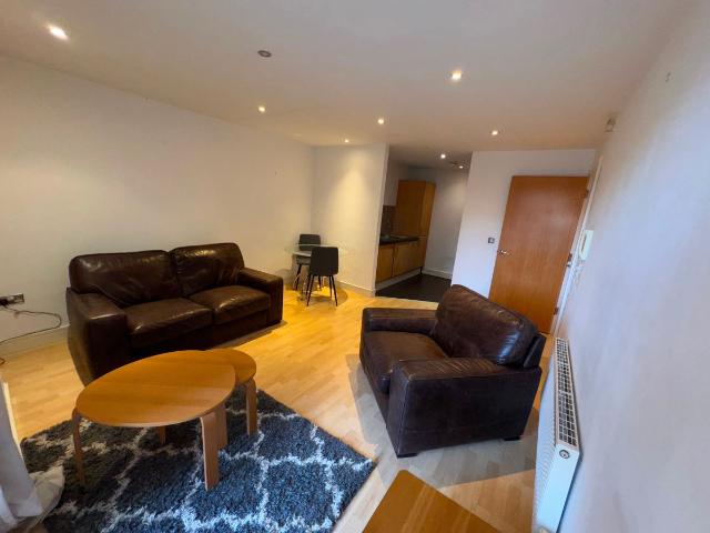 Cromwell Court, Bowman Lane, Leeds LS10, 2 bed flat to rent, £1,100 pcm | PrimeLocation