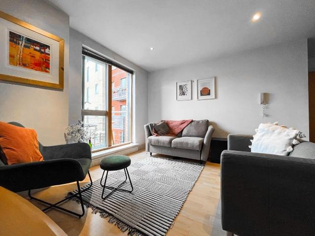 Cromwell Court, Brewery Wharf, Leeds LS10, 2 bed flat to rent, £1,200 pcm | PrimeLocation