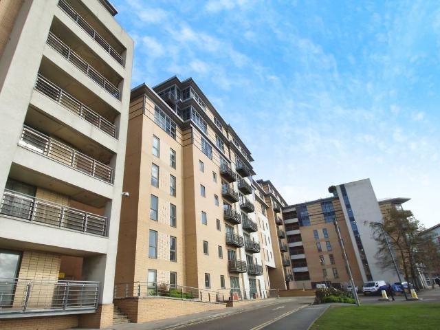 Cromwell Court, Leeds, UK LS10, 1 bed flat to rent, £875 pcm | PrimeLocation