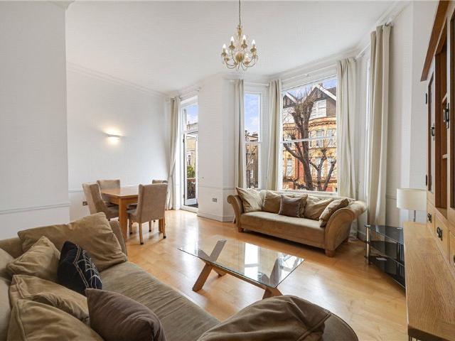 Cromwell Crescent, Earls Court, London SW5, 2 bed flat to rent, £3,150 pcm | PrimeLocation