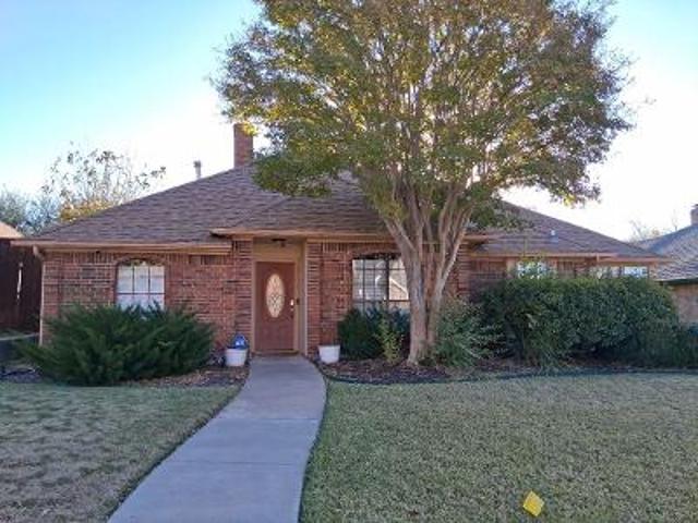 Cromwell Dr