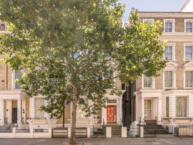 Cromwell Road, Earls Court SW5, 1 bed flat to rent, £2,700 pcm | PrimeLocation
