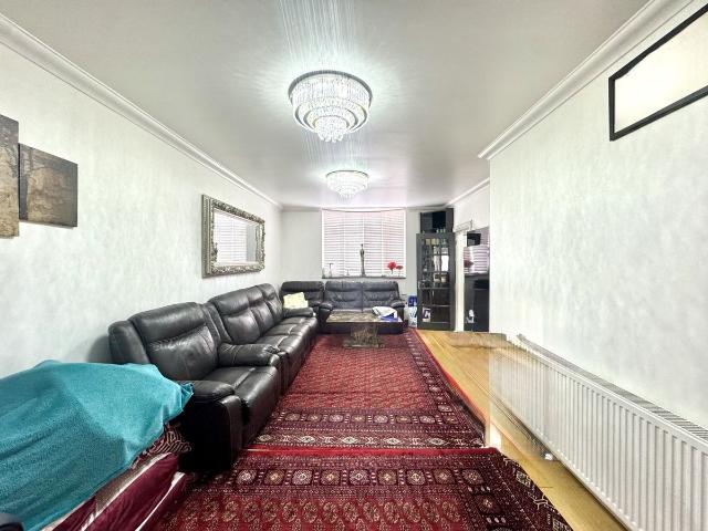 Cromwell Road, Hayes UB3, 4 bed terraced house to rent, £3,000 pcm | PrimeLocation