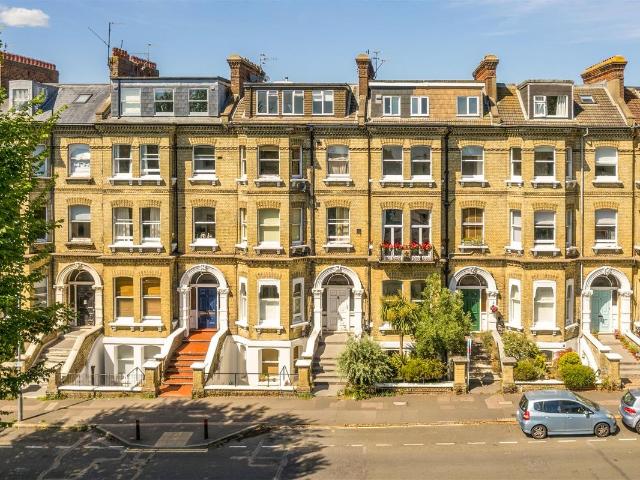 Cromwell Road, Hove BN3, 1 bed flat to rent, £1,600 pcm | PrimeLocation