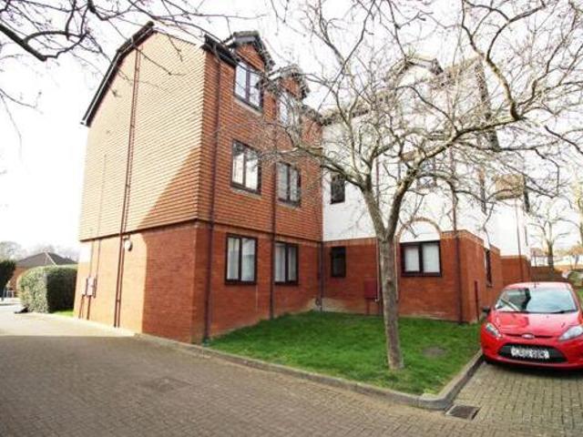 Cromwell Road, Letchworth Garden City, 1 Bedroom Apartment