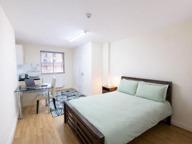 Cromwell Road, London SW7, Studio to rent, £1,863 pcm | PrimeLocation