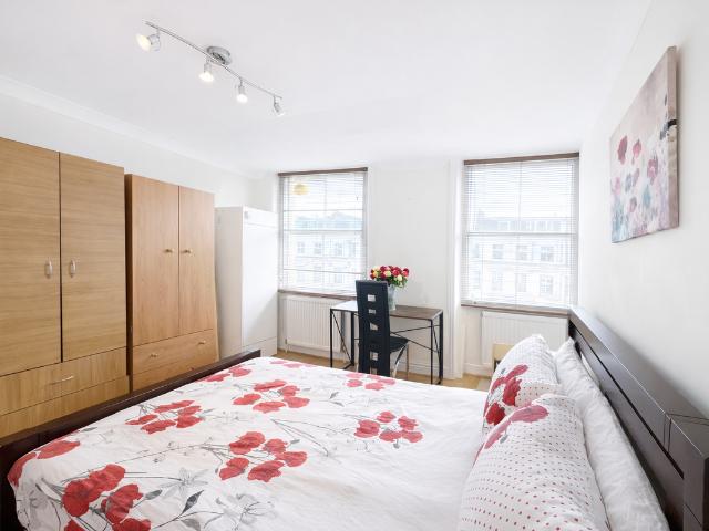 Cromwell Road, London SW7, Studio to rent, £1,907 pcm | PrimeLocation