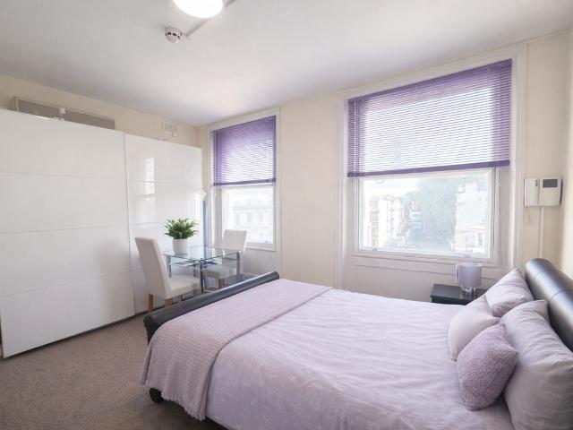 Cromwell Road, London SW7, Studio to rent, £2,002 pcm | PrimeLocation