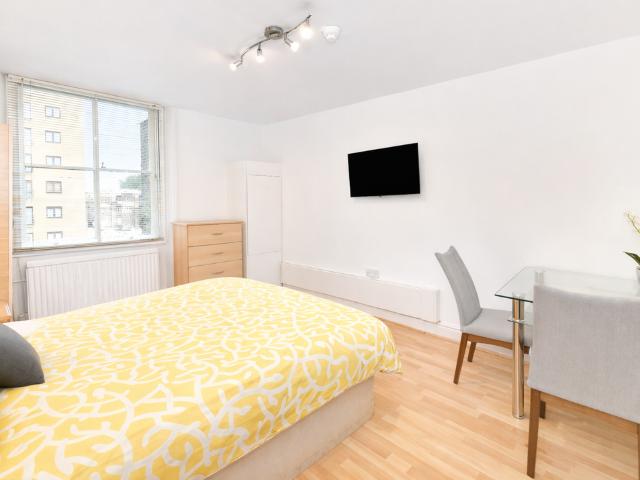 Cromwell Road, London SW7, Studio to rent, £2,037 pcm | PrimeLocation