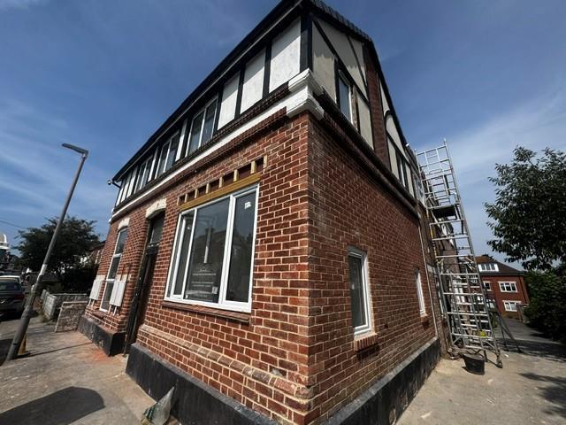 Cromwell Road, Pokesdown, Bournemouth 1 bed apartment to rent £1,095 pcm £253 pw
