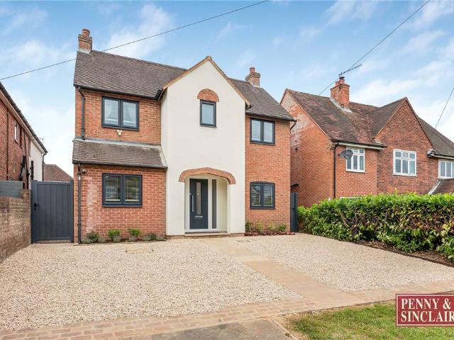 Cromwell Road, RG9 1JH 4 bed detached house to rent £4,250 pcm £981 pw