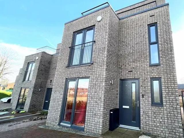 Cromwell Road, Salford, M6 6DA, United Kingdom | 4 bed house for rent #140227670 | Rentberry