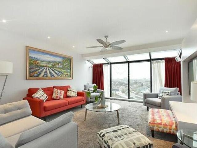 Cromwell Road, South Kensington, 3 Bedroom Apartment