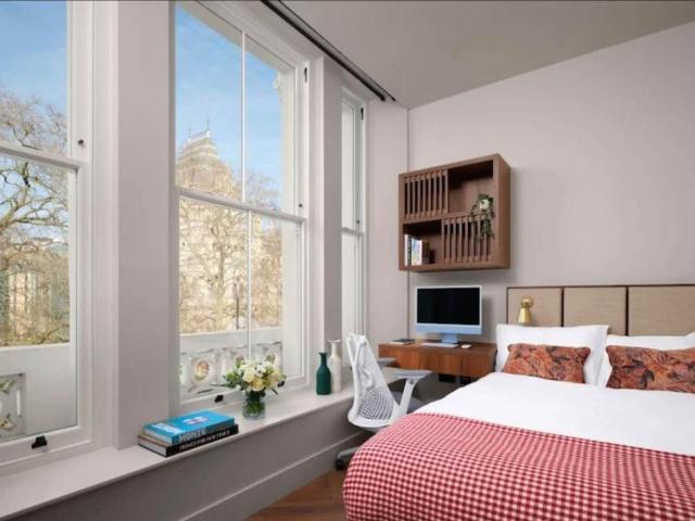 Cromwell Road, South Kensington Studio to rent £3,636 pcm £839 pw