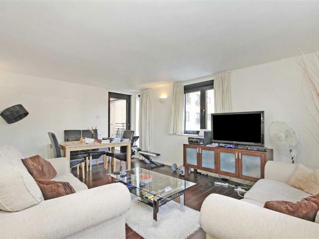 Cromwell Road, South Kensington SW7, 2 bed flat to rent, £3,900 pcm | PrimeLocation