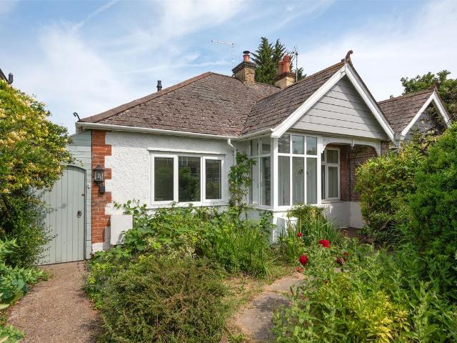 Cromwell Road, Whitstable CT5, 2 bed bungalow to rent, £1,450 pcm | PrimeLocation
