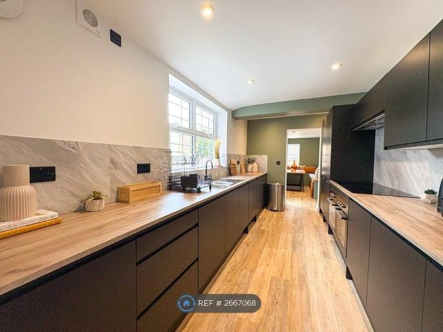 Cromwell St, Gloucester GL1, Room to rent, £640 pcm | PrimeLocation
