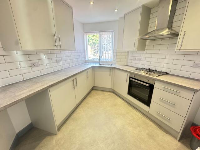 Cromwell Street, Dudley DY2, 3 bed property to rent, £1,050 pcm | PrimeLocation
