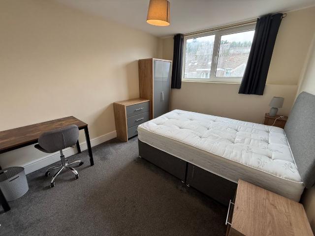 Cromwell Street, Swansea SA1, Room to rent, £400 pcm | PrimeLocation
