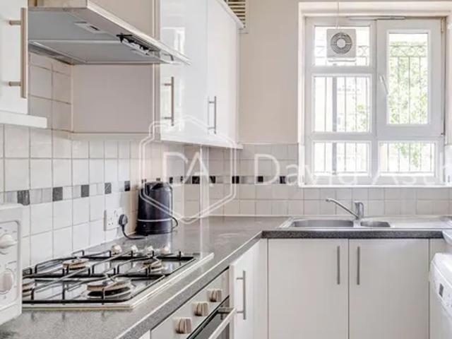 Crondall Court, Crondall Street, London, N1 6JG, United Kingdom | 4 bed apartment for rent #167642029 | Rentberry