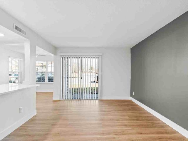 Crooked Creek 2 Bedroom Apartment for Rent at 3947 Point Bar Rd, Indianapolis, IN 46268 Augusta New Augusta
