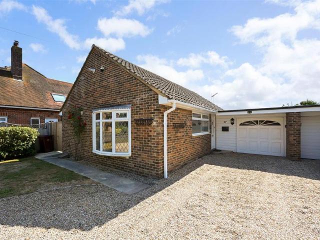 Crooked Lane, Birdham 2 bed bungalow to rent £1,495 pcm £345 pw