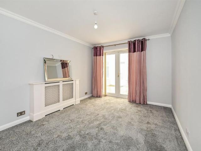 Crooked Lane, Birdham, Chichester, PO20 7ET